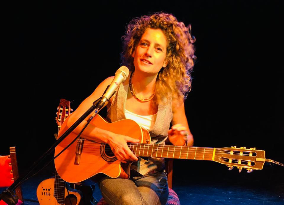 ANA PRADA PROPONE “OTRAS MANERAS” EL ESTE LUNES 21 EN LA SALA CÉSAR ...